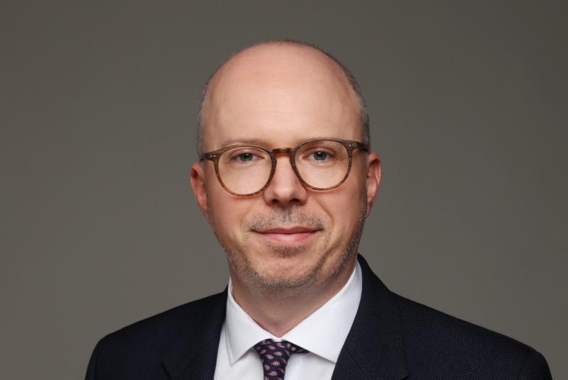 Swiss Re promotes Marshall to global sovereign and political risk ...
