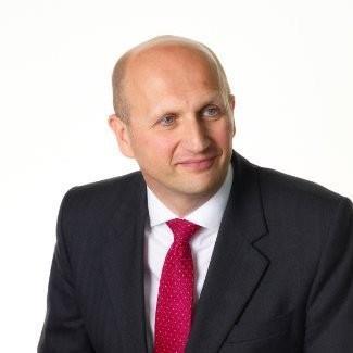 Lloyd’s veteran Peter Spires steps down as general counsel | News ...